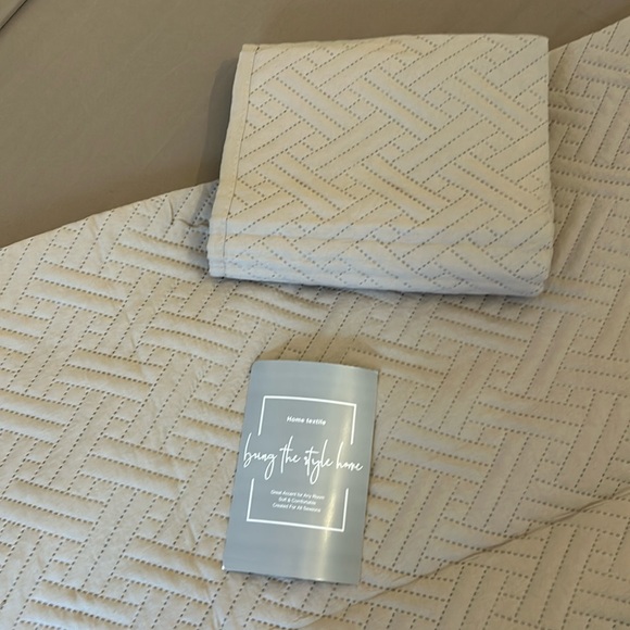 Bedding | Brand New Twin Quit Set Out Of Package Beige Taupe | Poshmark